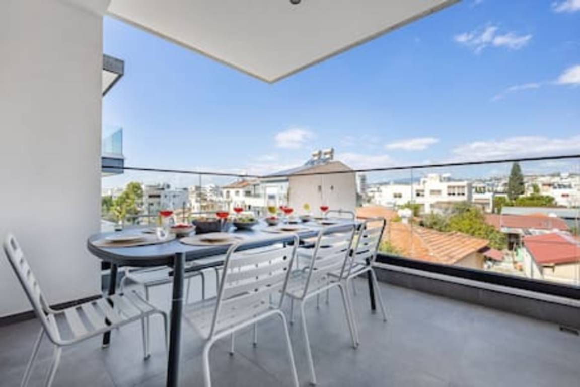 110 M² Appartement ∙ 3 Chambres ∙ 8 Personnes - Cipro
