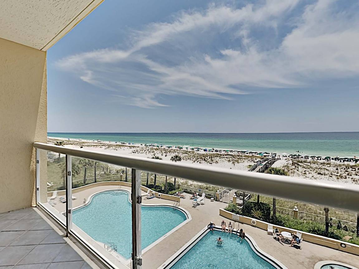 102 M² Condo ∙ 2 Bedrooms ∙ 6 Guests - Pensacola Beach, FL