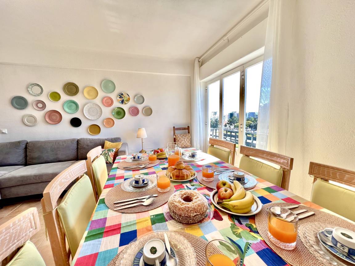 70 M² Apartamento ∙ 4 Habitaciones ∙ 8 Huéspedes - Portimão