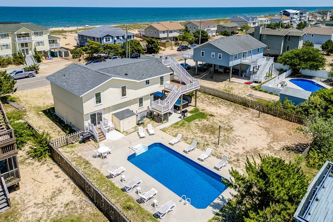 House ∙ 7 Bedrooms ∙ 17 Guests - Sandbridge Beach, VA