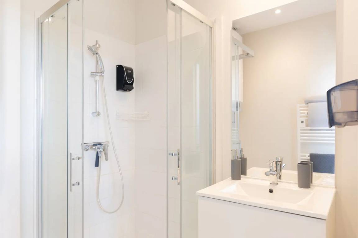 18 M² Studio ∙ 2 Personnes - Saint-Alban-Auriolles