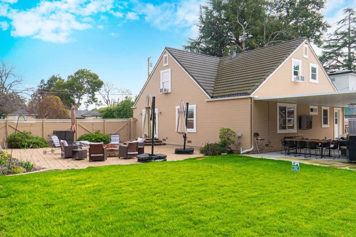 House ∙ 5 Bedrooms ∙ 10 Guests - Rose Garden - San Jose