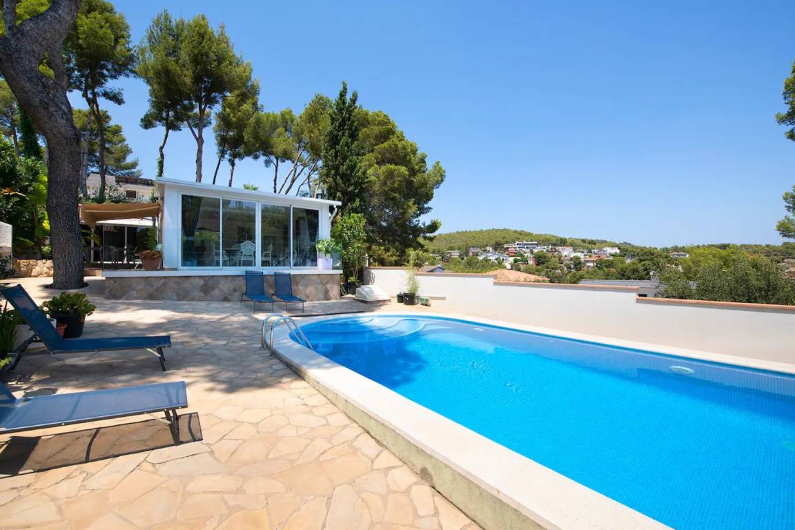 95 M² Casa ∙ 2 Habitaciones ∙ 6 Huéspedes - Casteldefels