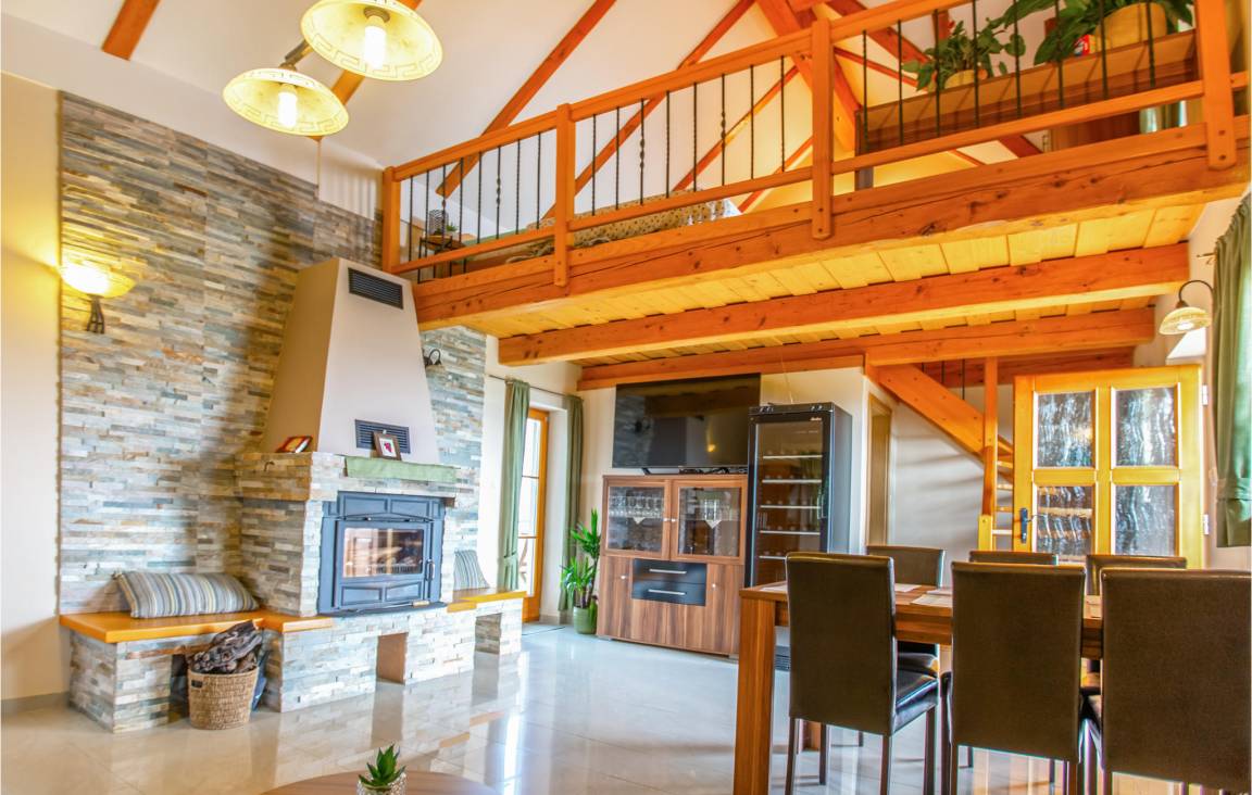 78 M² Maison De Vacances ∙ 1 Chambre ∙ 4 Personnes - Slovénie