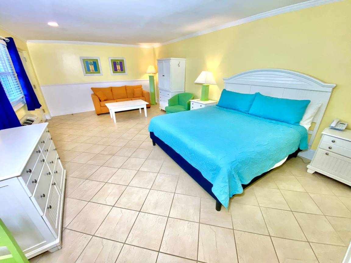 Hotel ∙ 1 Bedroom ∙ 4 Guests - Atlantic Beach, NC
