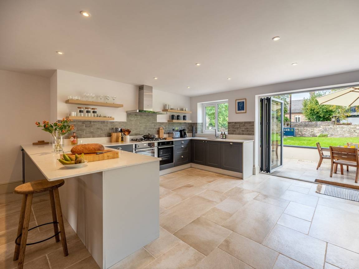 Cottage ∙ 4 Bedrooms ∙ 8 Guests - Abergavenny