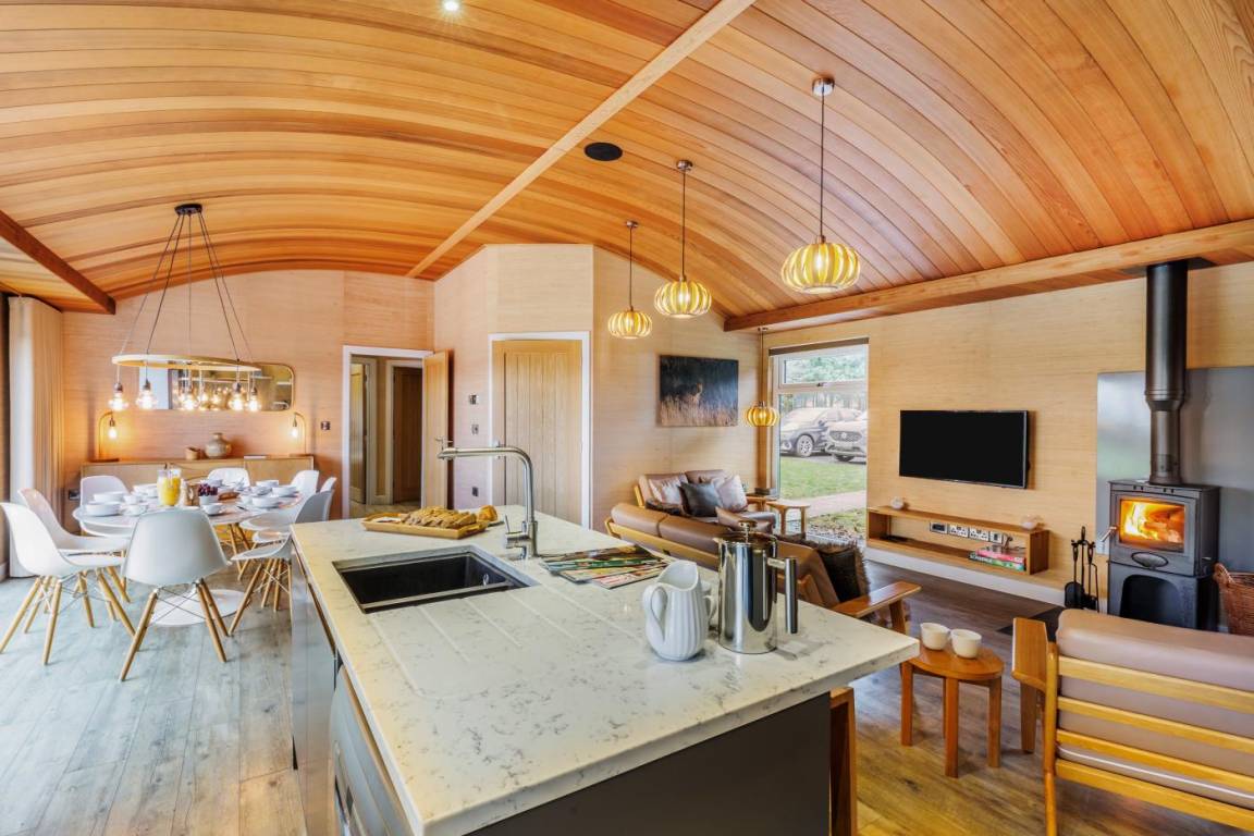 Lodge ∙ 4 Bedrooms ∙ 8 Guests - Wales