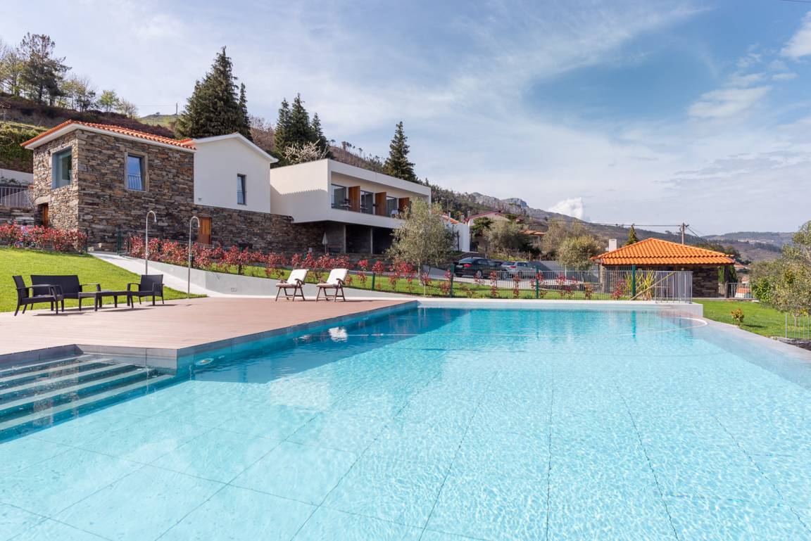 250 M² Villa ∙ 5 Bedrooms ∙ 15 Guests - Peso da Régua