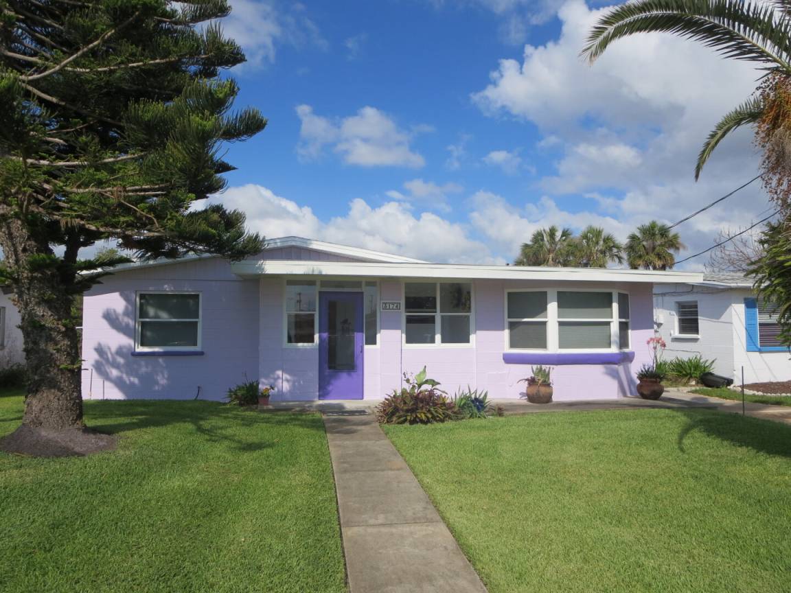 111 M² House ∙ 2 Bedrooms ∙ 5 Guests - Daytona Beach Shores, FL