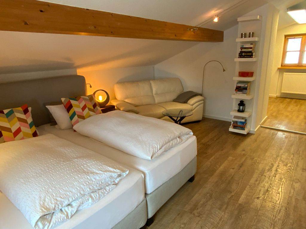 45 M² Ferienwohnung ∙ 2 Gäste - Raubling