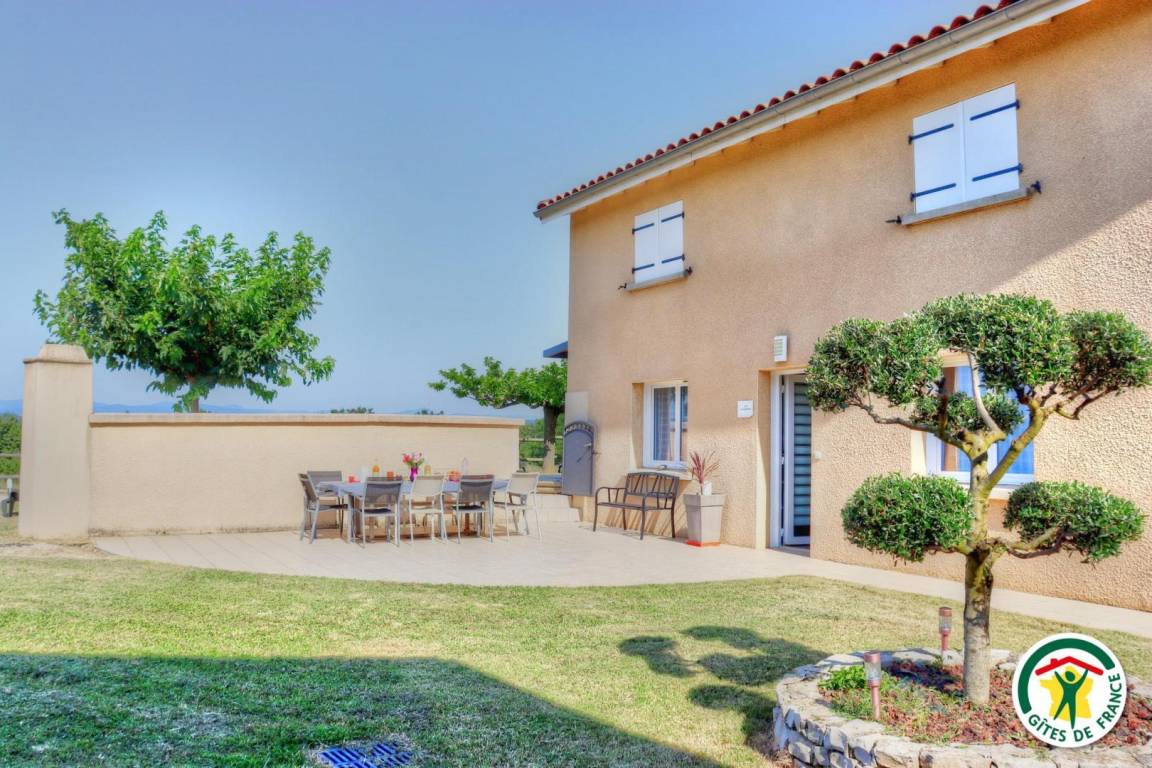 107 M² Gîte ∙ 4 Bedrooms ∙ 10 Guests - Bren