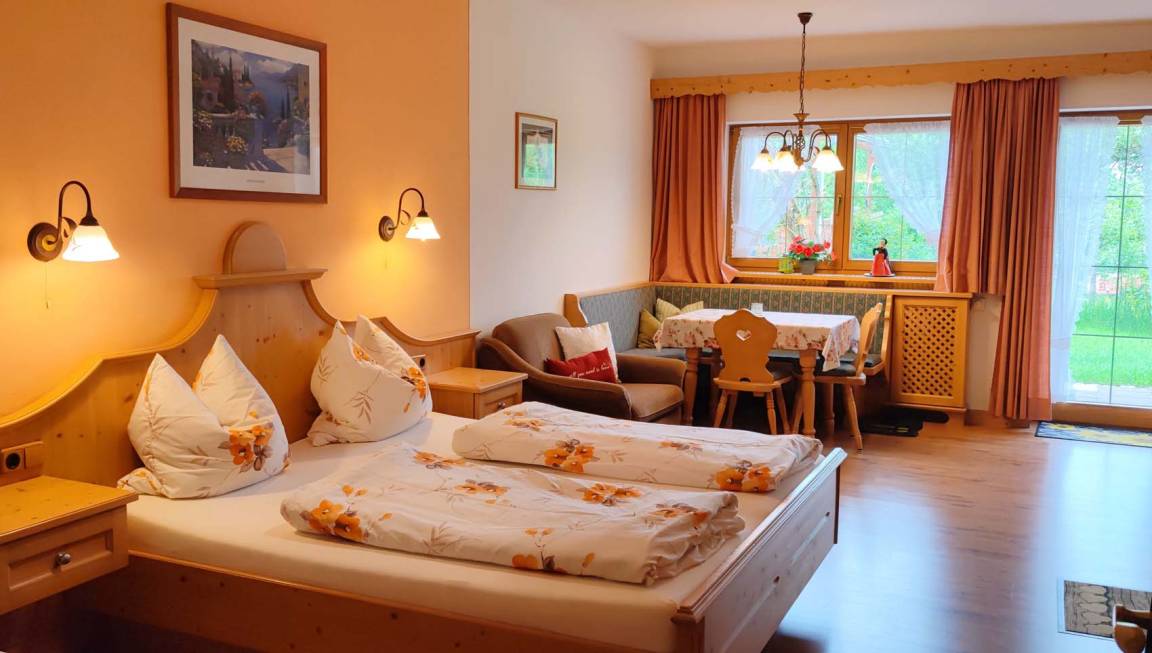 Pension ∙ 4 Gäste - Rosenheim