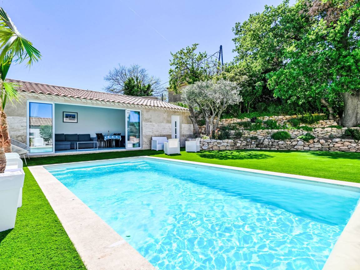 32 M² House ∙ 1 Bedroom ∙ 4 Guests - Marseille