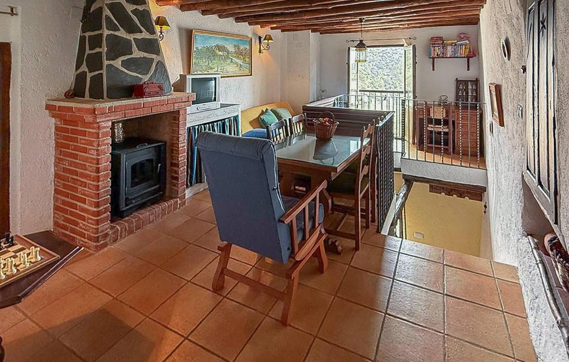 200 M² House ∙ 3 Bedrooms ∙ 6 Guests - Bérchules