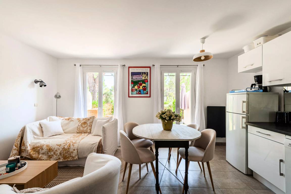 57 M² Huis ∙ 2 Slaapkamers ∙ 6 Gasten - Mallemort