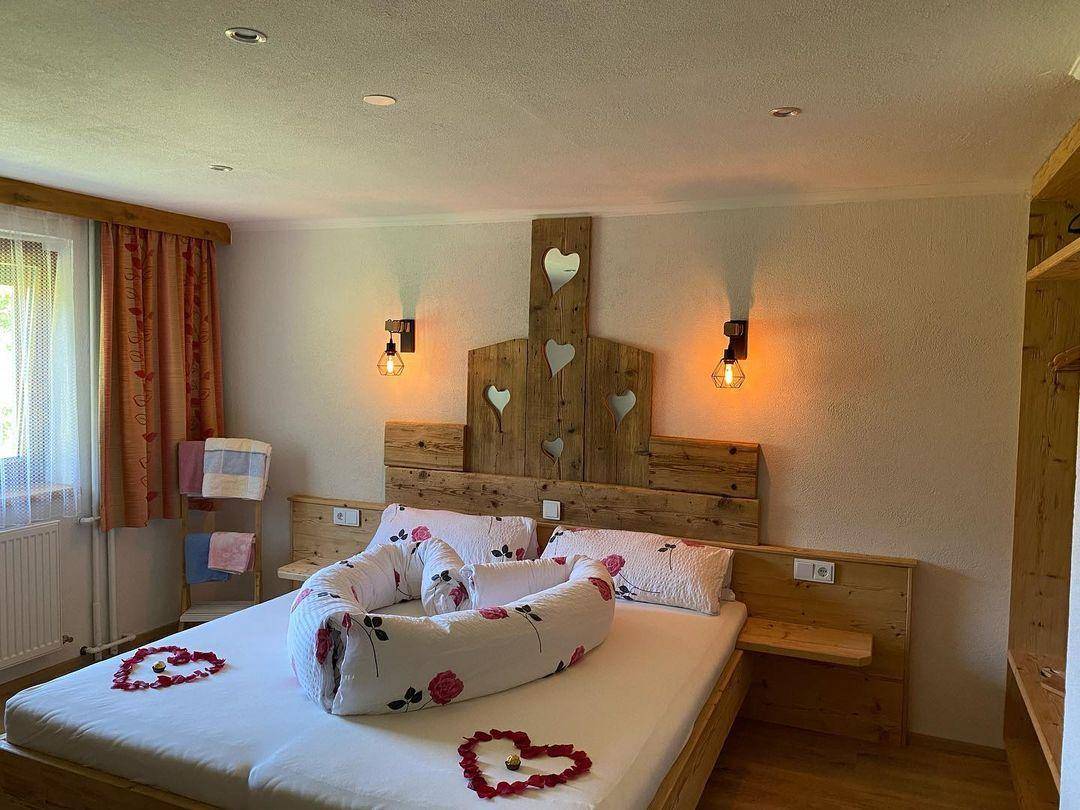 35 M² Ferienwohnung ∙ 1 Schlafzimmer ∙ 2 Gäste - Elbigenalp