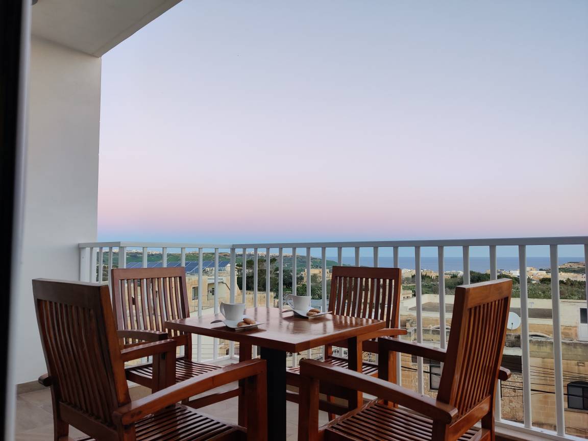 160 M² Ferienwohnung ∙ 3 Schlafzimmer ∙ 6 Gäste - Malta