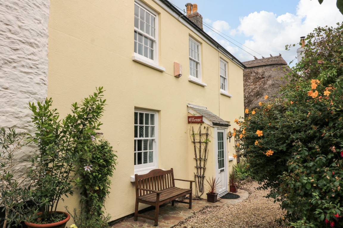 Cottage ∙ 4 Bedrooms ∙ 8 Guests - Bigbury-on-Sea