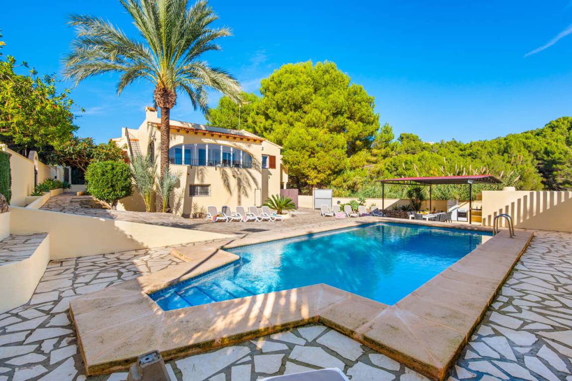 260 M² Villa ∙ 8 Habitaciones ∙ 16 Huéspedes - Moraira