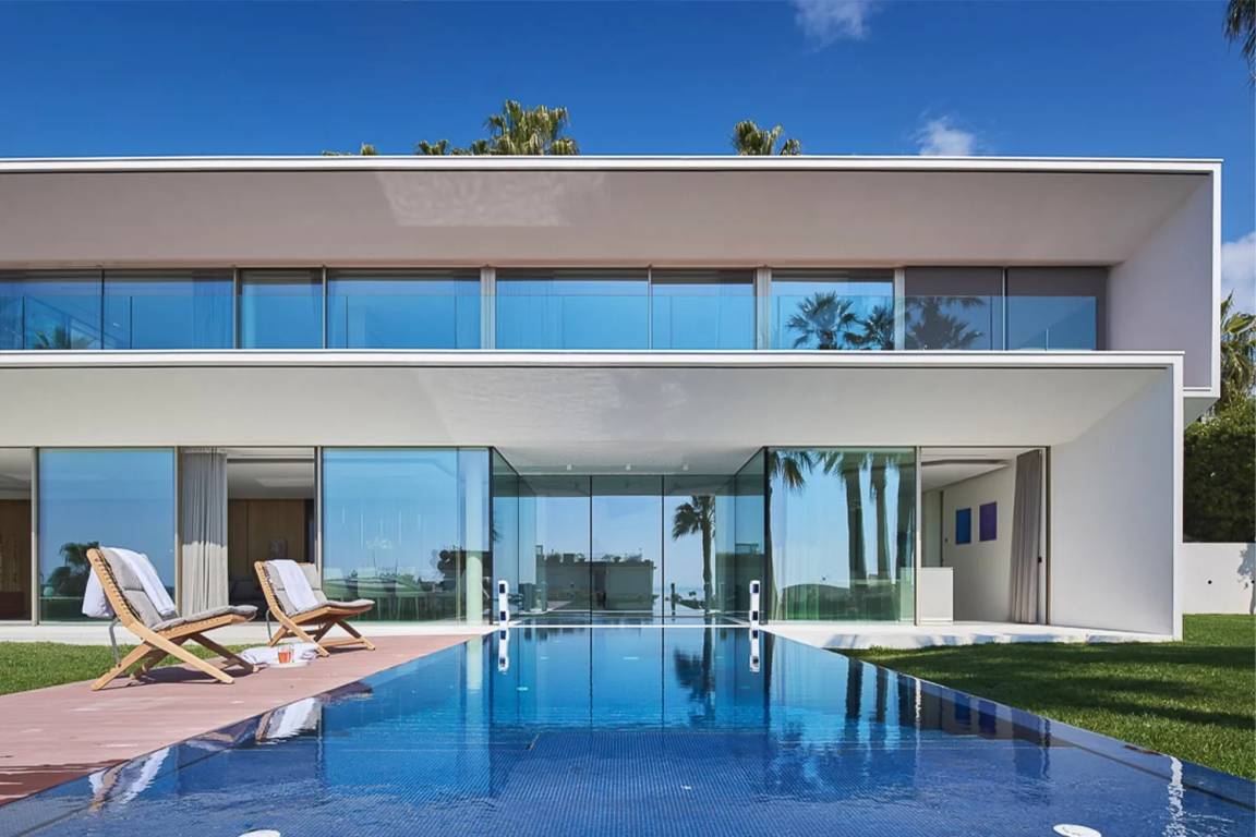 311 M² Villa ∙ 6 Makuuhuonetta ∙ 8 Vierasta - Antibes