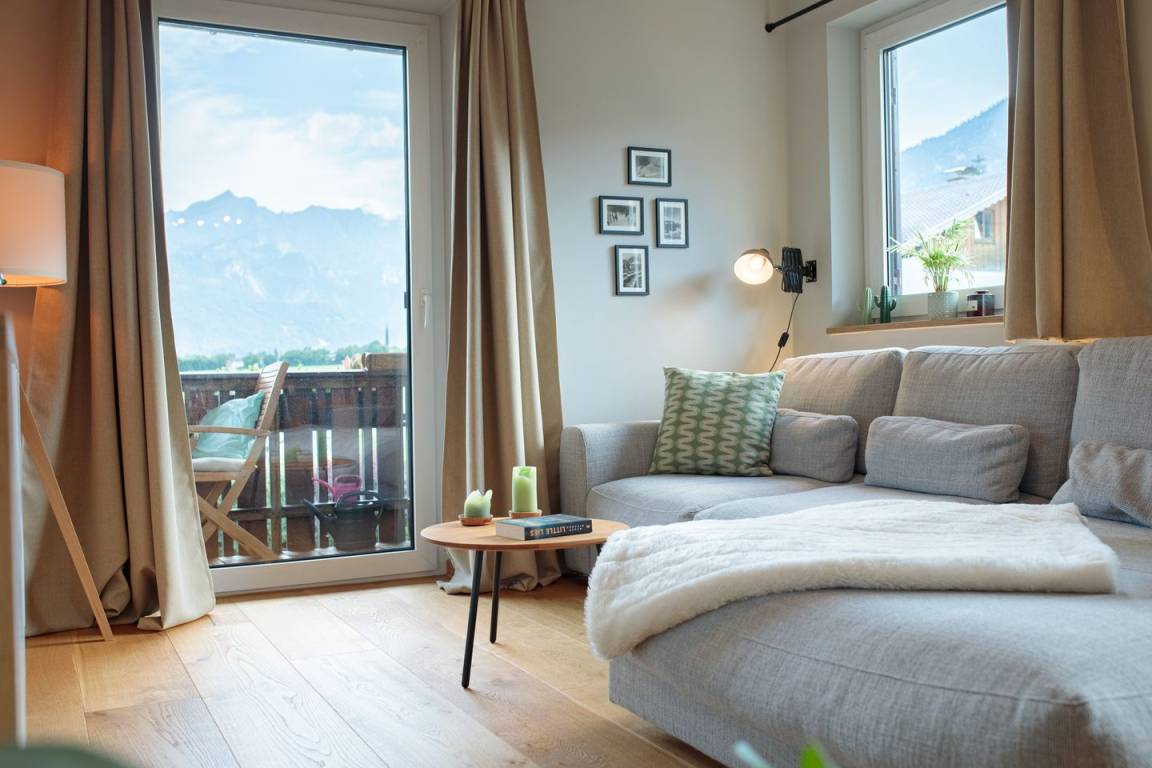 65 M² Ferienwohnung ∙ 2 Schlafzimmer ∙ 3 Gäste - Ehrwald