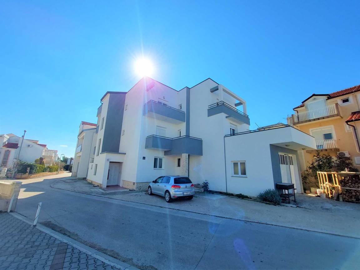 55 M² Apartamento ∙ 1 Habitación ∙ 4 Huéspedes - Šibenik