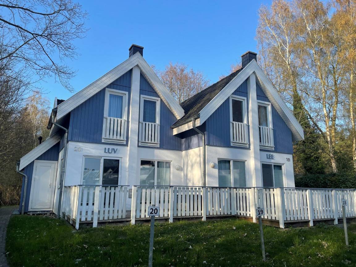 68 M² House ∙ 2 Bedrooms ∙ 4 Guests - Trent