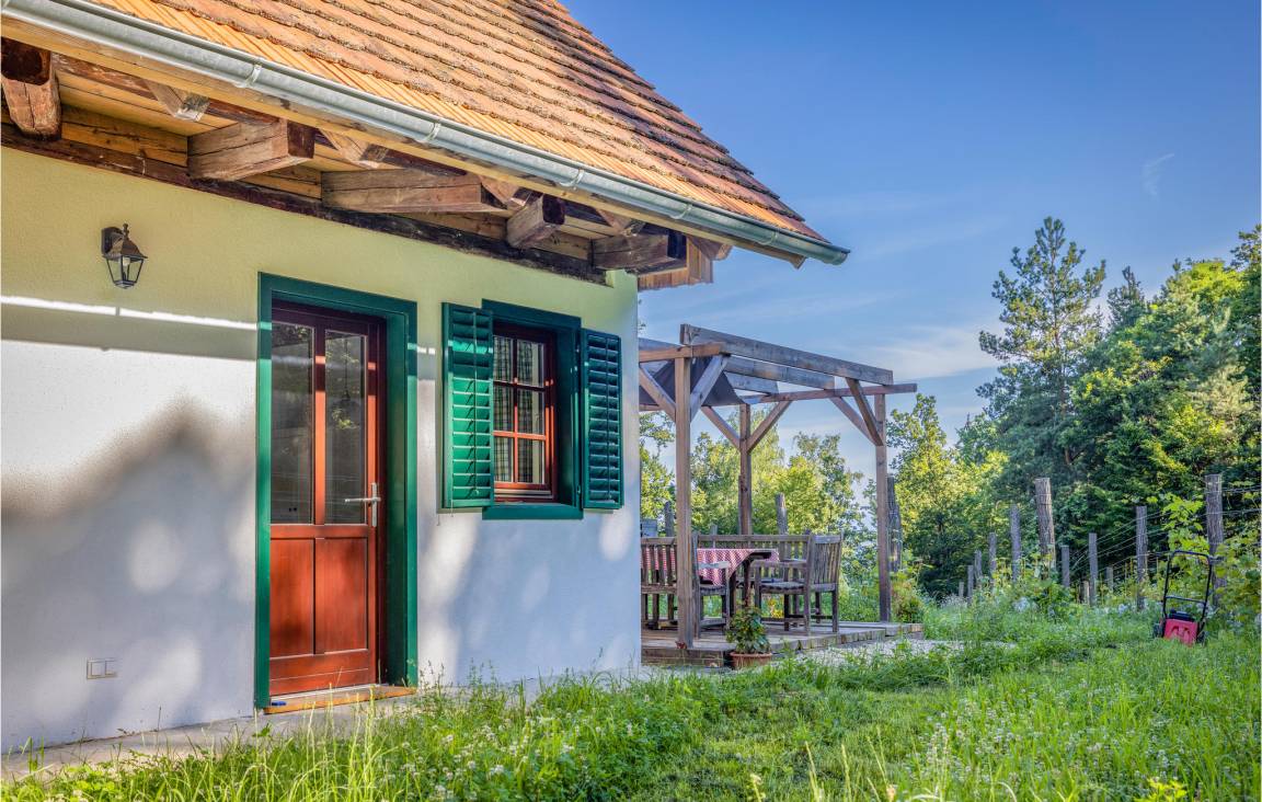 100 M² Ferienhaus ∙ 2 Schlafzimmer ∙ 6 Gäste - Burgenland