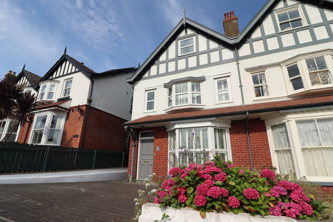 Cottage ∙ 4 Bedrooms ∙ 8 Guests - Staithes