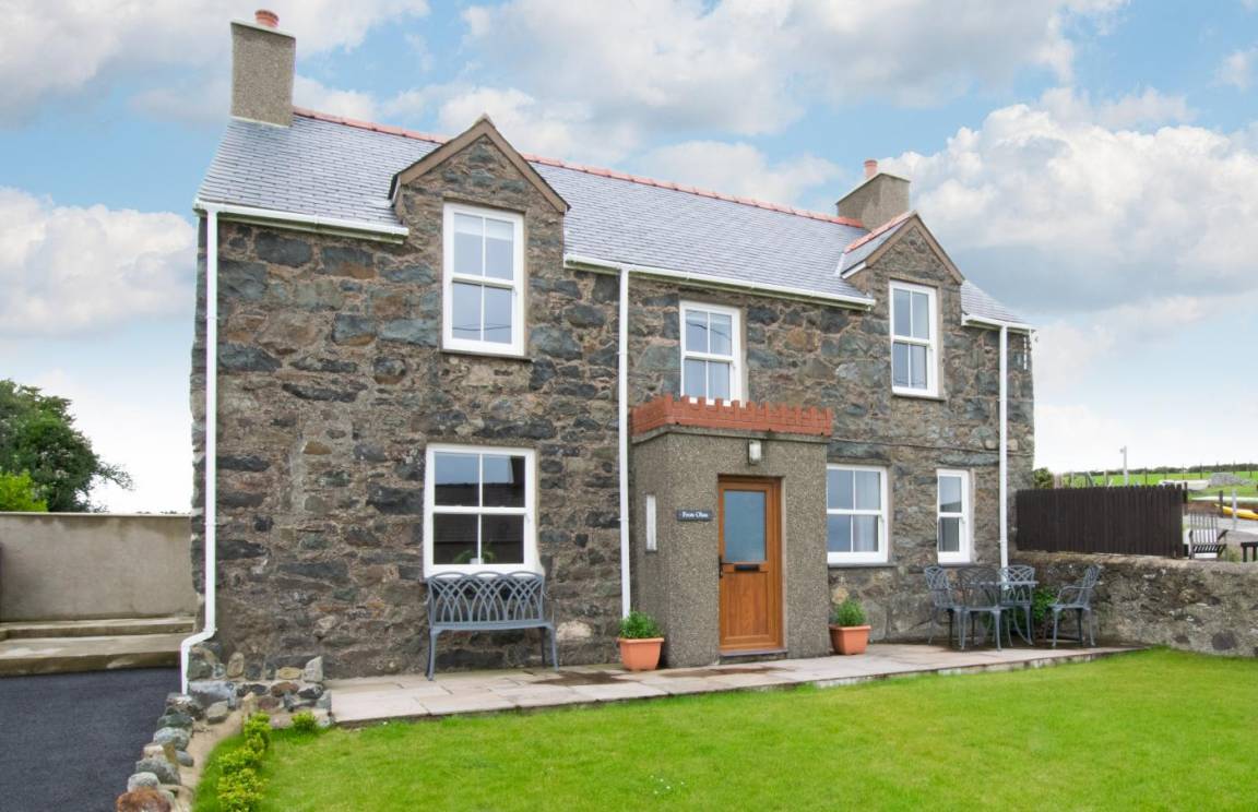 Cottage ∙ 3 Bedrooms ∙ 5 Guests - Aberdaron