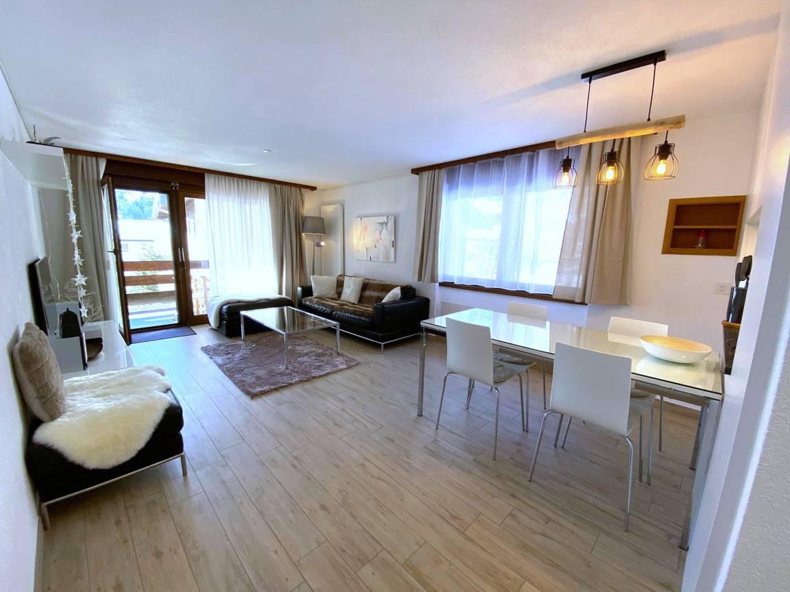 70 M² Ferienwohnung ∙ 2 Schlafzimmer ∙ 5 Gäste - Leukerbad