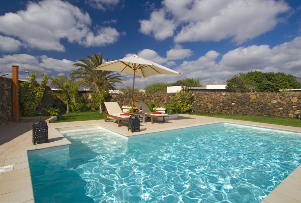 Villa ∙ 3 Bedrooms ∙ 7 Guests - Puerto del Carmen