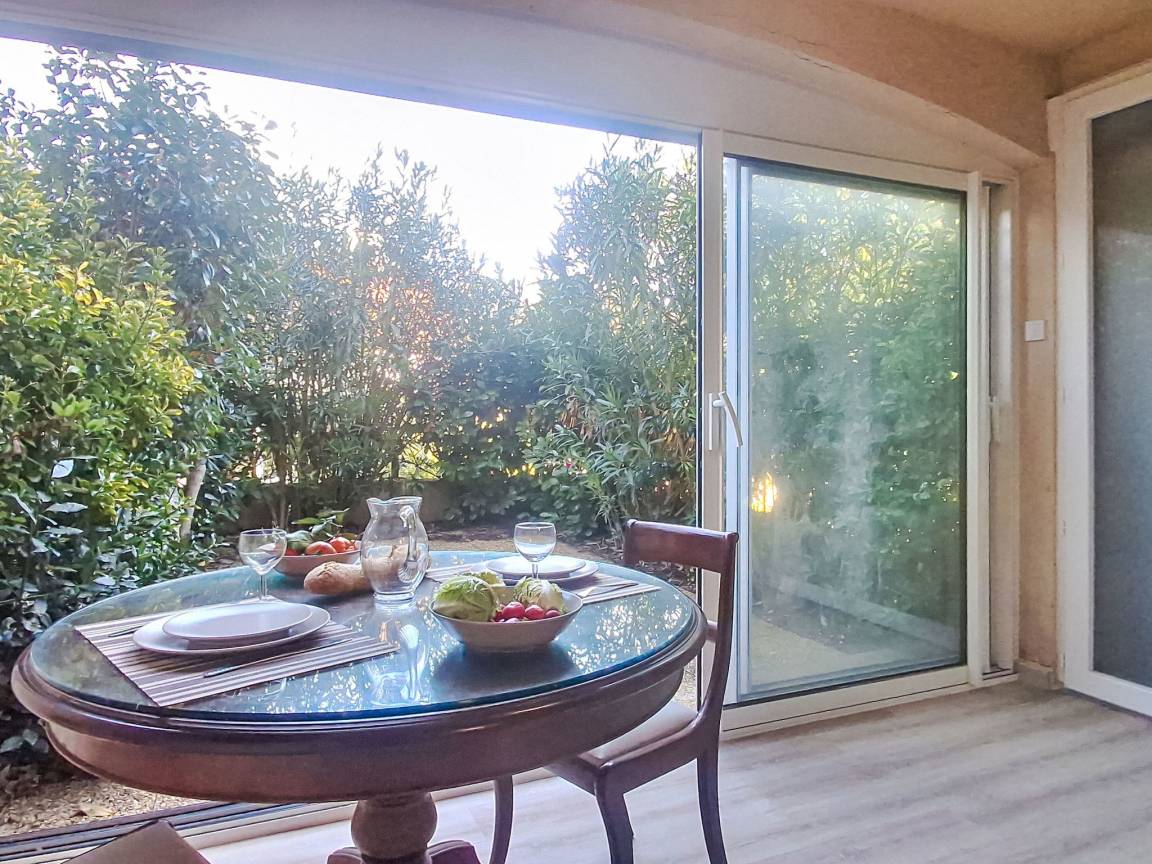 30 M² Appartement ∙ 1 Chambre ∙ 2 Personnes - Six-Fours-les-Plages