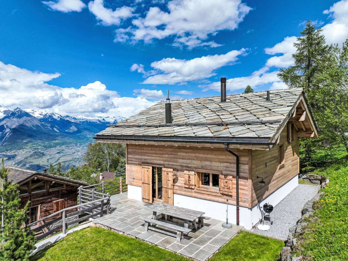 214 M² House ∙ 4 Bedrooms ∙ 10 Guests - Nendaz