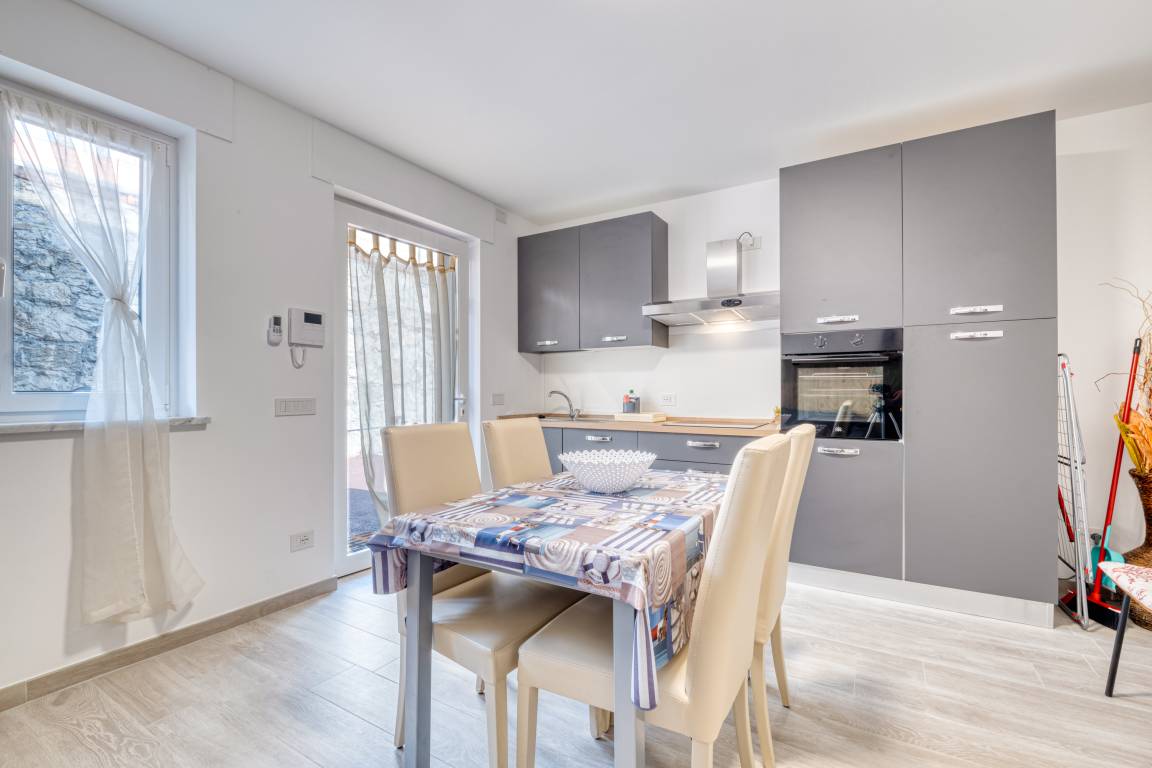 55 M² Ferienwohnung ∙ 1 Schlafzimmer ∙ 6 Gäste - Albenga