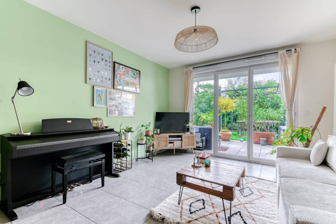 62 M² Appartement ∙ 2 Chambres ∙ 4 Personnes - Villeurbanne