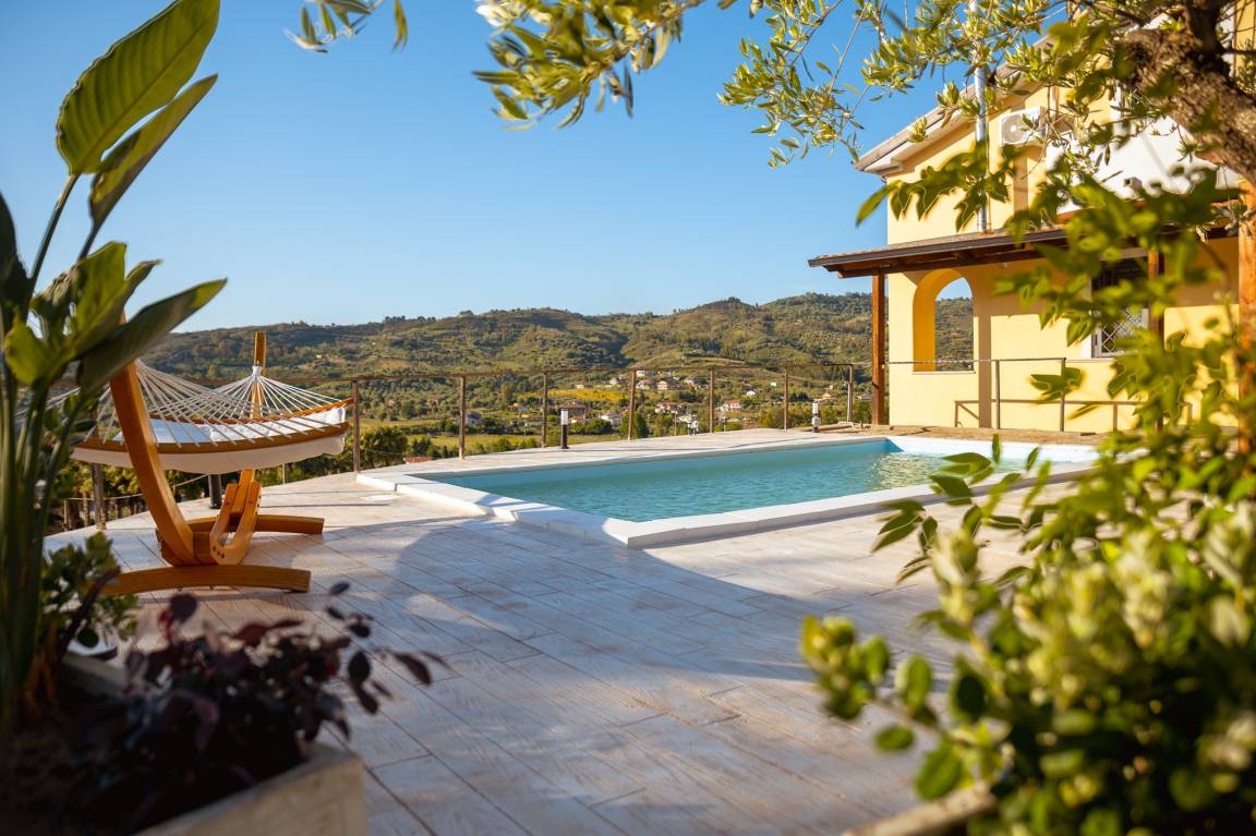 180 M² Huis ∙ 3 Slaapkamers ∙ 7 Gasten - Ascea