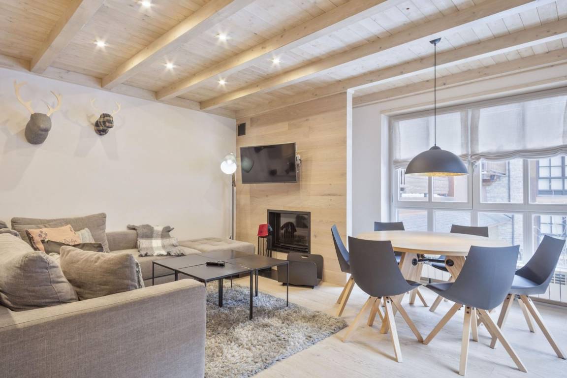 74 M² Apartamento ∙ 2 Habitaciones ∙ 6 Huéspedes - Baqueira