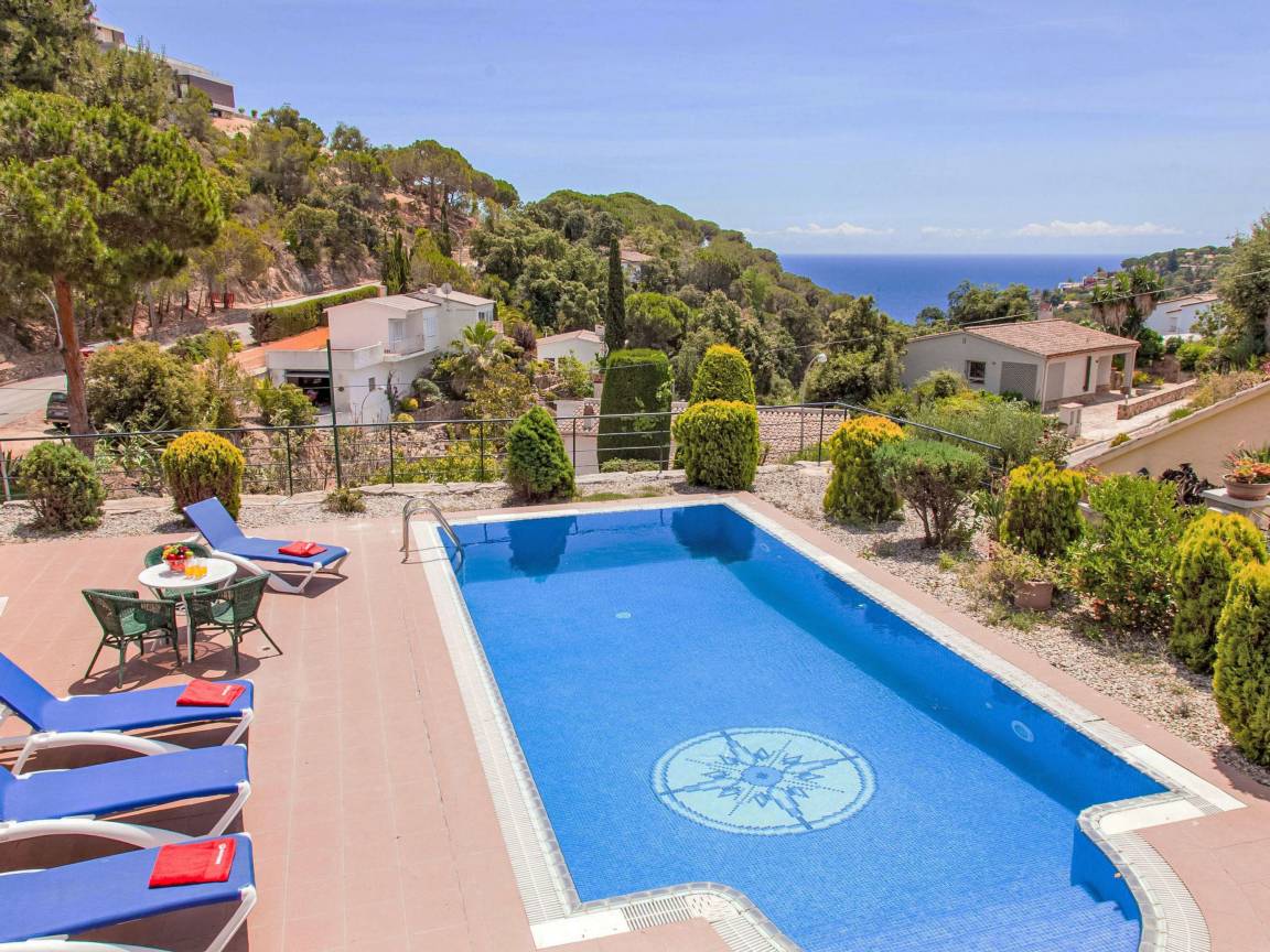 100 M² House ∙ 1 Bedroom ∙ 7 Guests - Tossa de Mar