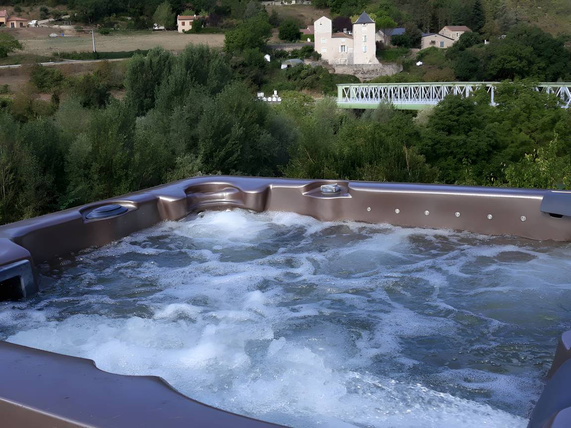 130 M² Maison De Vacances ∙ 4 Chambres ∙ 8 Personnes - Millau