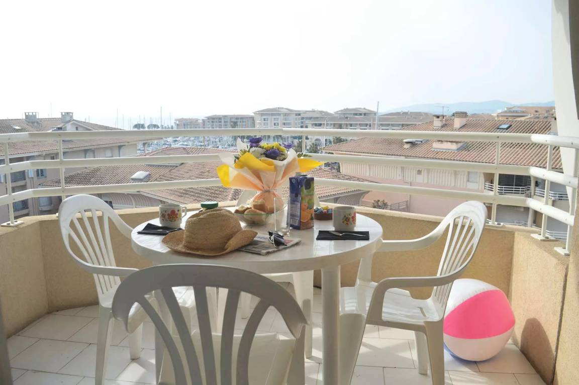 42 M² Appartement ∙ 2 Chambres ∙ 5 Personnes - Puget-sur-Argens