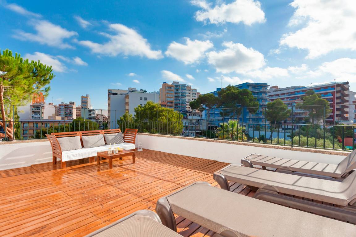 245 M² Villa ∙ 7 Habitaciones ∙ 13 Huéspedes - El Arenal