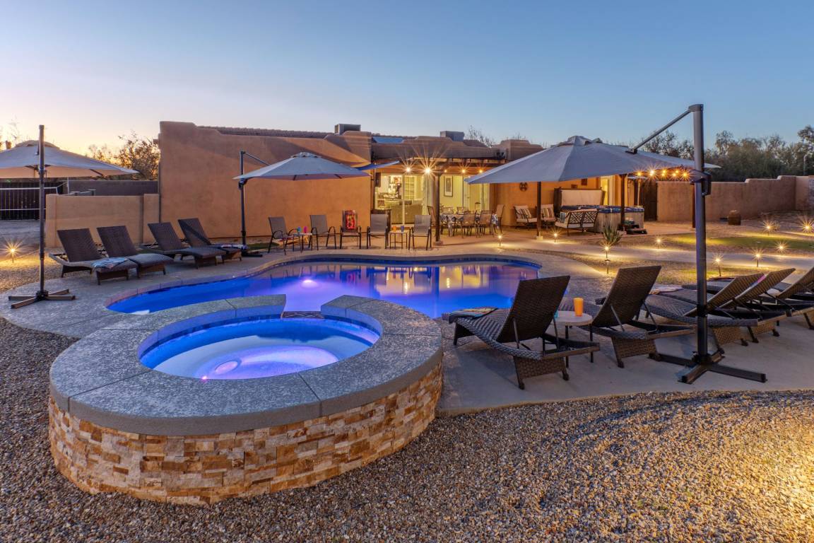 324 M² House ∙ 8 Bedrooms ∙ 22 Guests - Scottsdale, AZ