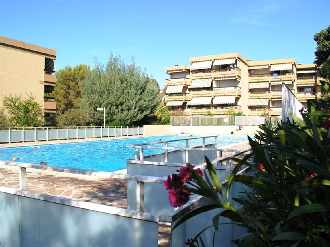 60 M² Appartement ∙ 2 Slaapkamers ∙ 6 Gasten - Bormes-les-Mimosas