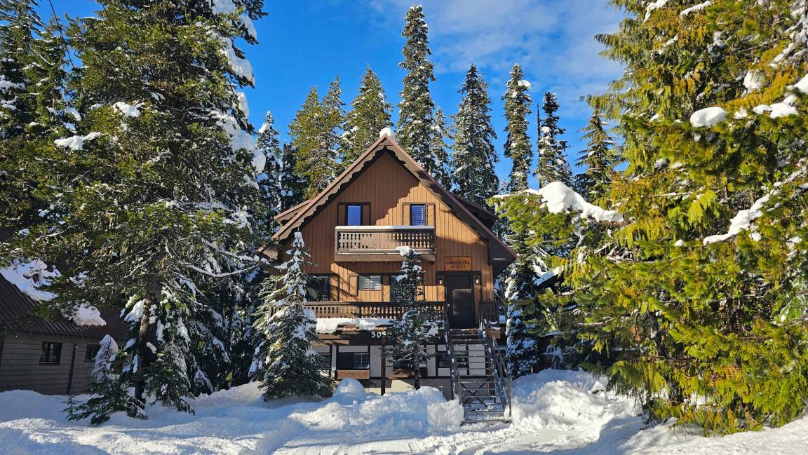 161 M² House ∙ 2 Bedrooms ∙ 8 Guests - Government Camp, OR