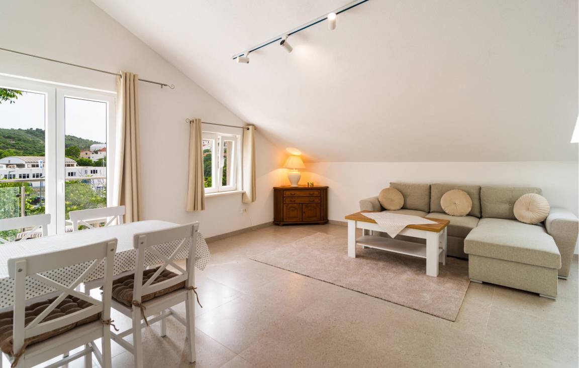 60 M² Apartment ∙ 1 Bedroom ∙ 4 Guests - Sutivan