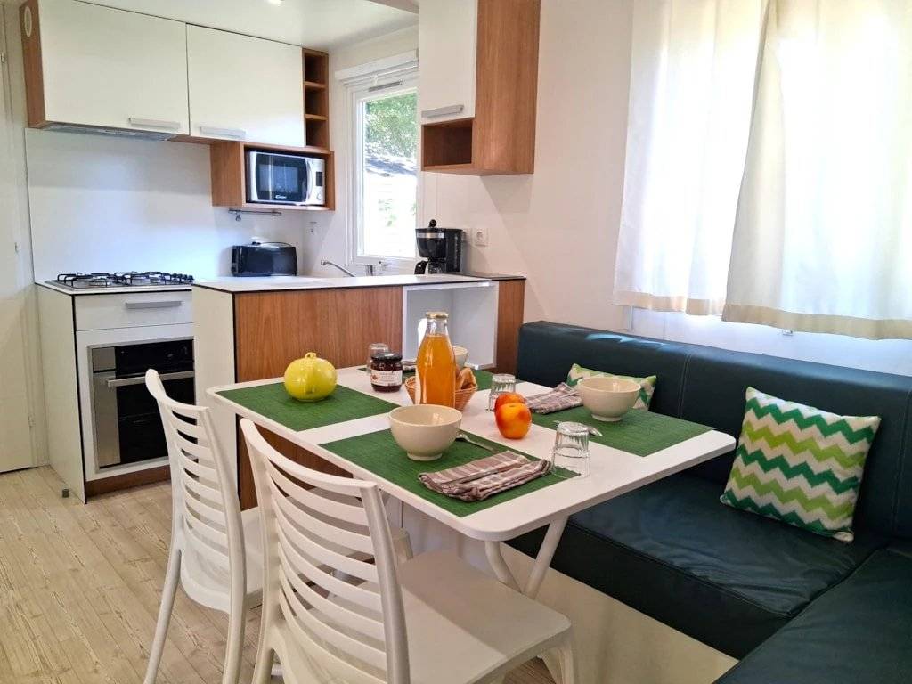 26 M² Camping ∙ 2 Chambres ∙ 4 Personnes - Aveyron