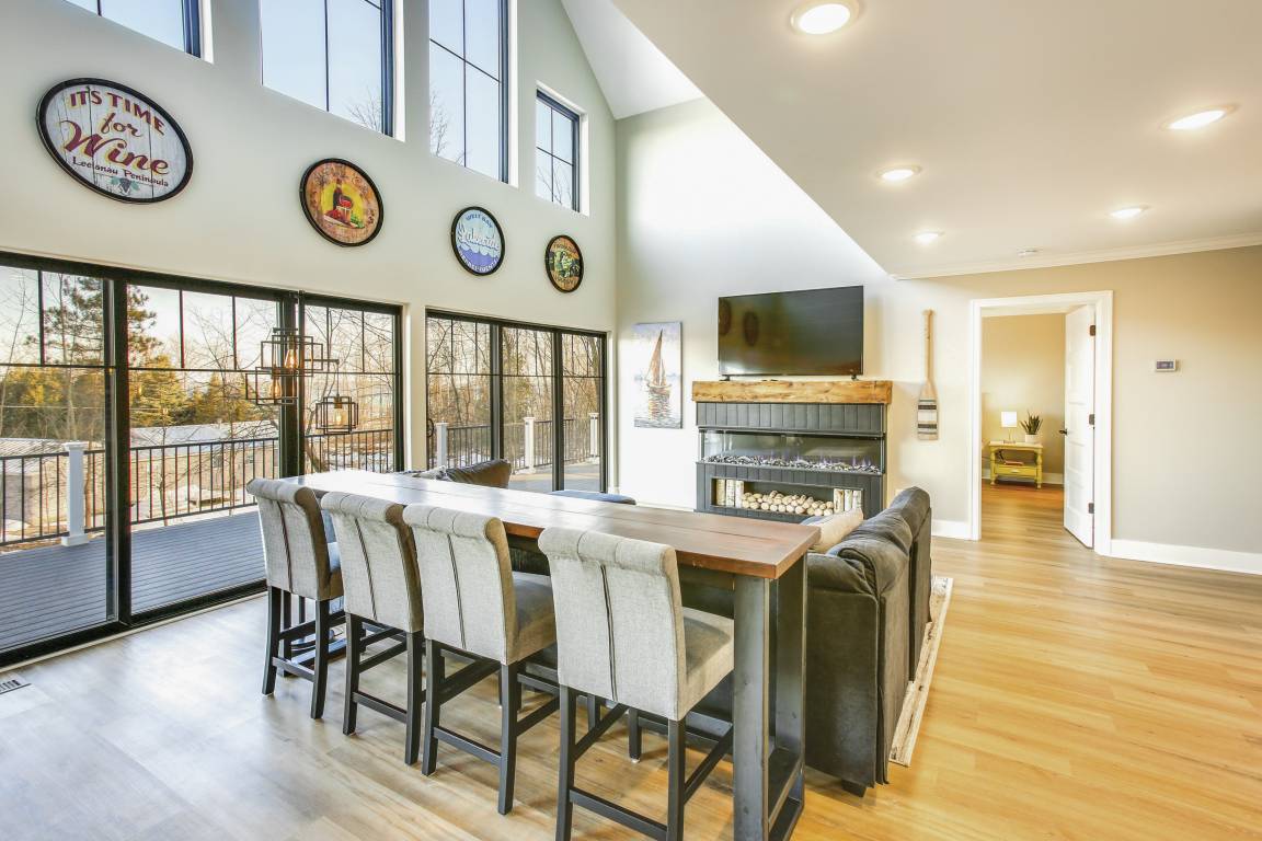 278 M² House ∙ 5 Bedrooms ∙ 10 Guests - Suttons Bay, MI