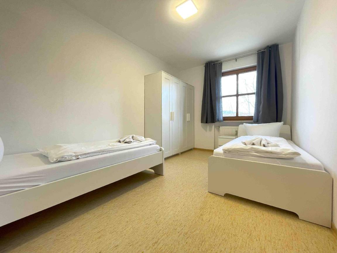 45 M² Ferienwohnung ∙ 2 Schlafzimmer ∙ 4 Gäste - Roding