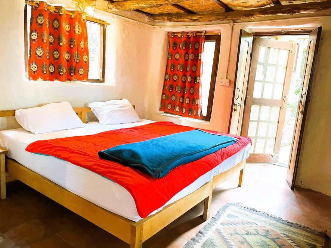 35 M² Private Room ∙ 2 Bedrooms ∙ 3 Guests - Mukteshwar